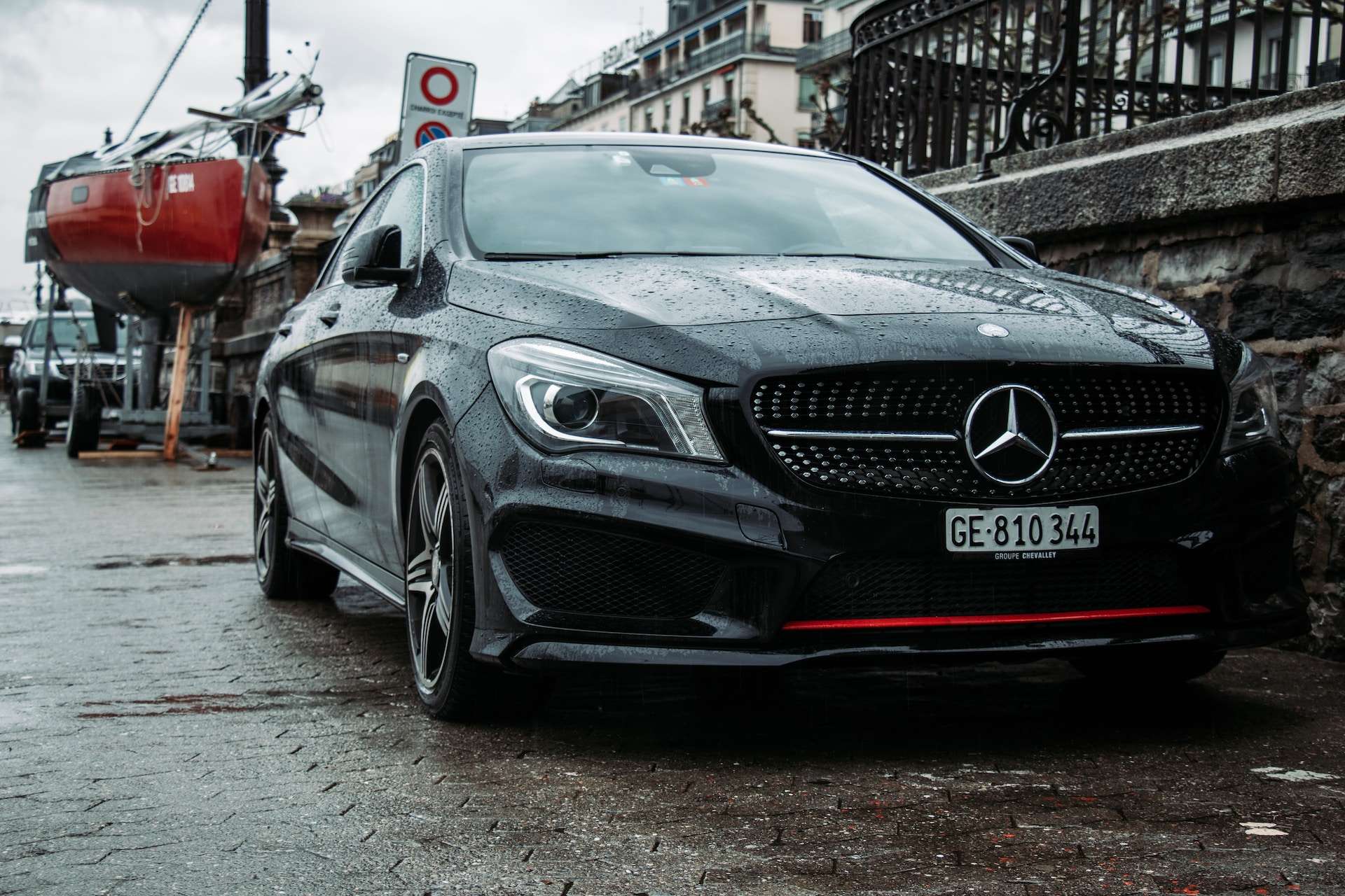 8 of the Best Cars With Built-in Wi-Fi